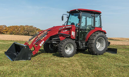 Compact Farmall® 45C - Progressive Tractor & Implement