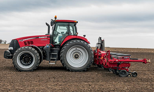 Magnum™ 240 - Dillon Tractor & Implement, Co.