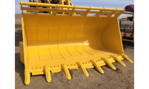 Spade Nose Rock Bucket - Golden Eagle Equipment
