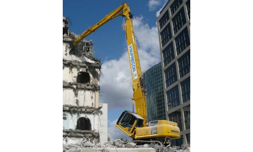 Ultra High Reach Demolition - Kahn Tractor & Equipment, Inc.