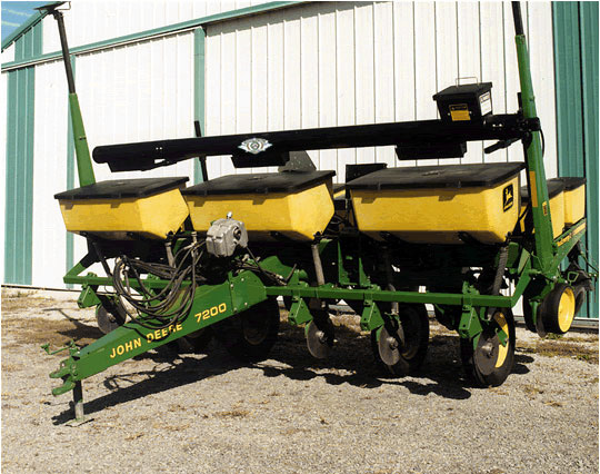 Cross Auger - Pell's Farm Service, Inc.